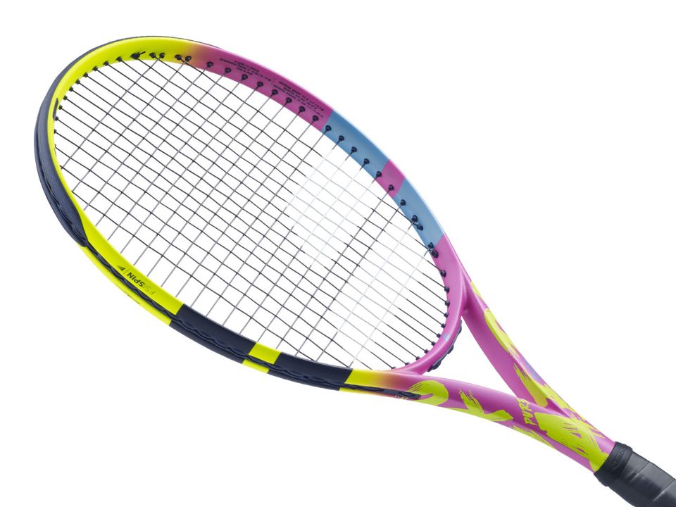 バボラPURE AEROシリーズの新製品『PURE AERO RAFA（ピュアアエロ ラファ）』発売開始 | テニスマガジンONLINE ...