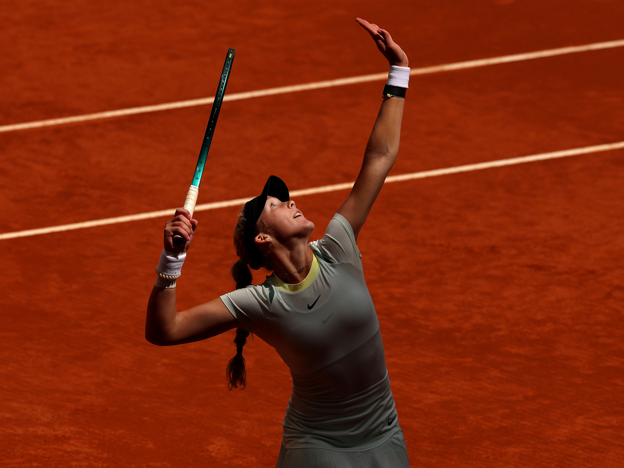 アンドレエワが17歳のバースデー勝利でWTA1000大会初の8強入り「期待やプレッシャーは何もない」 [マドリッド・オープン] | テニスマガジンONLINE｜tennismagazine.jp